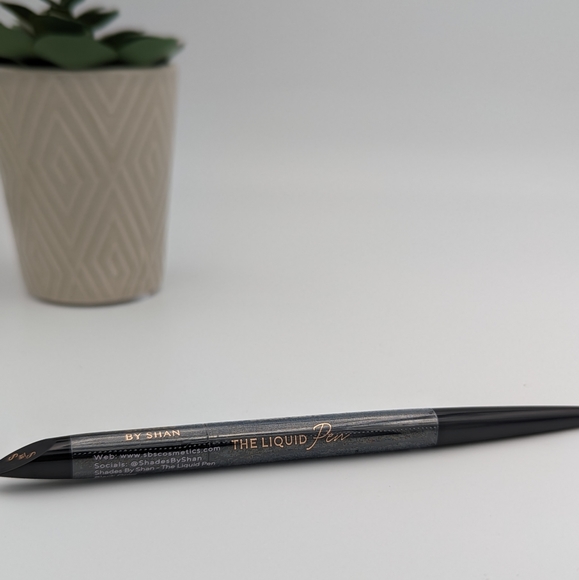 Shades By Shan | Makeup | Shades By Shan The Liquid Pen Black | Poshmark